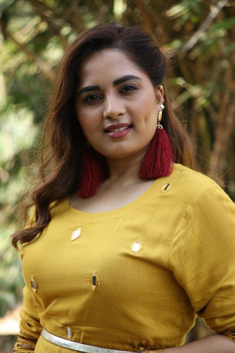 Srushti Dange Age, Husband, Family, Movies, Biography - BREEZEMASTI