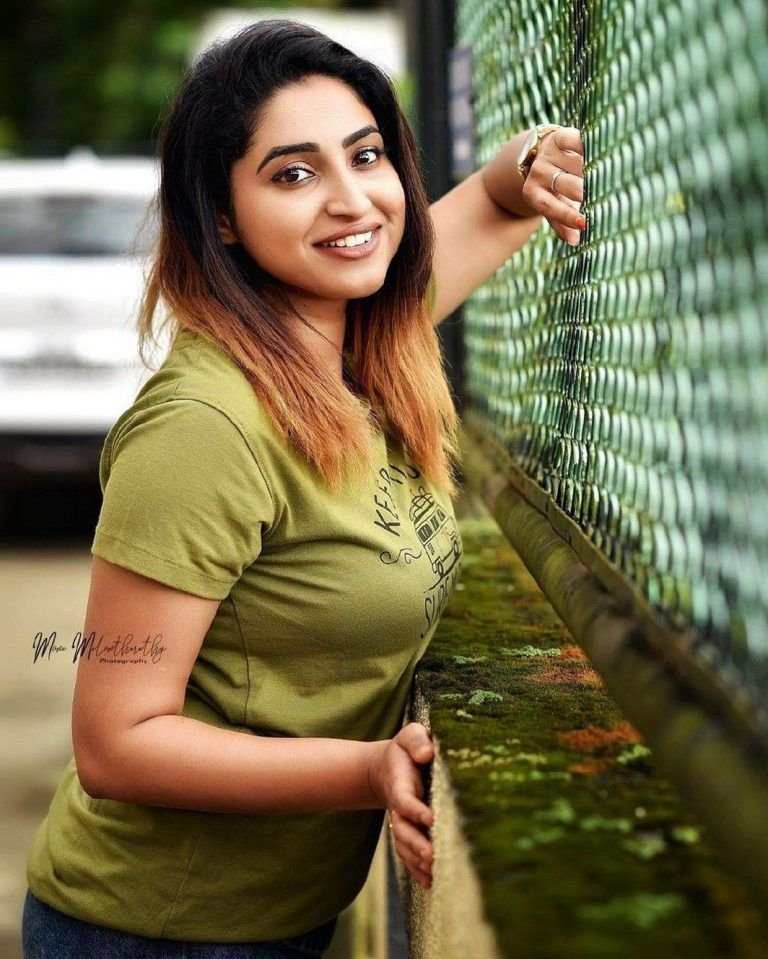 Ameya Mathew Age, Family, Husband, Movies, Biography - BREEZEMASTI