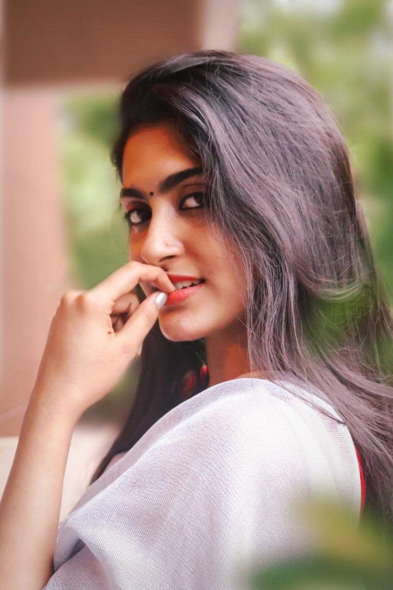 Anithra Nair Age, Family, Husband, Movies, Biography - BREEZEMASTI