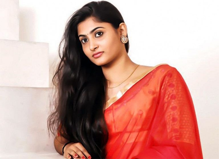 Anithra Nair Age, Family, Husband, Movies, Biography - BREEZEMASTI
