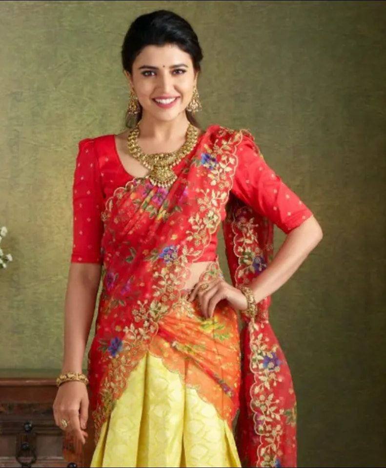 Chitra Shukla Age, Family, Husband, Net Worth, Movies, Biography ...