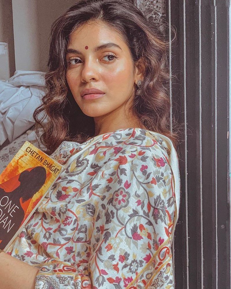 Harshadaa Vijay Age, Family, Husband, Movies, Biography - BREEZEMASTI