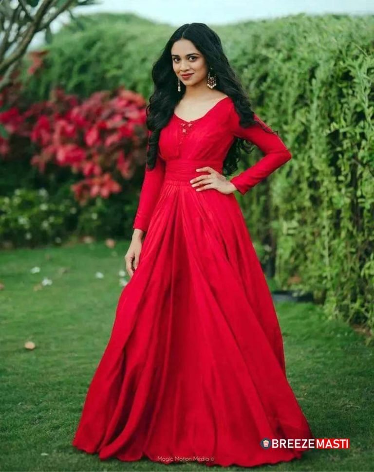 Meenakshi Dileep Age, Birthday, Education, Movies, Biography - BREEZEMASTI