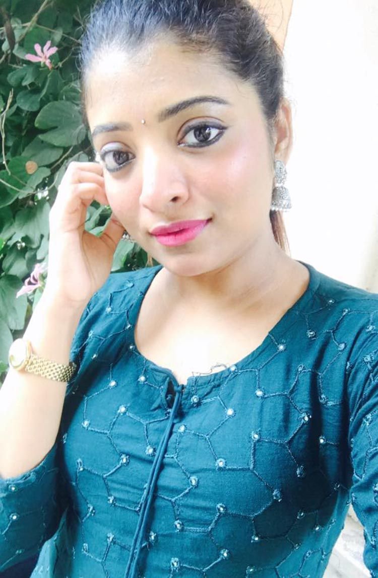 Navya Raj Age, Family, Husband, Movies, Biography - BREEZEMASTI