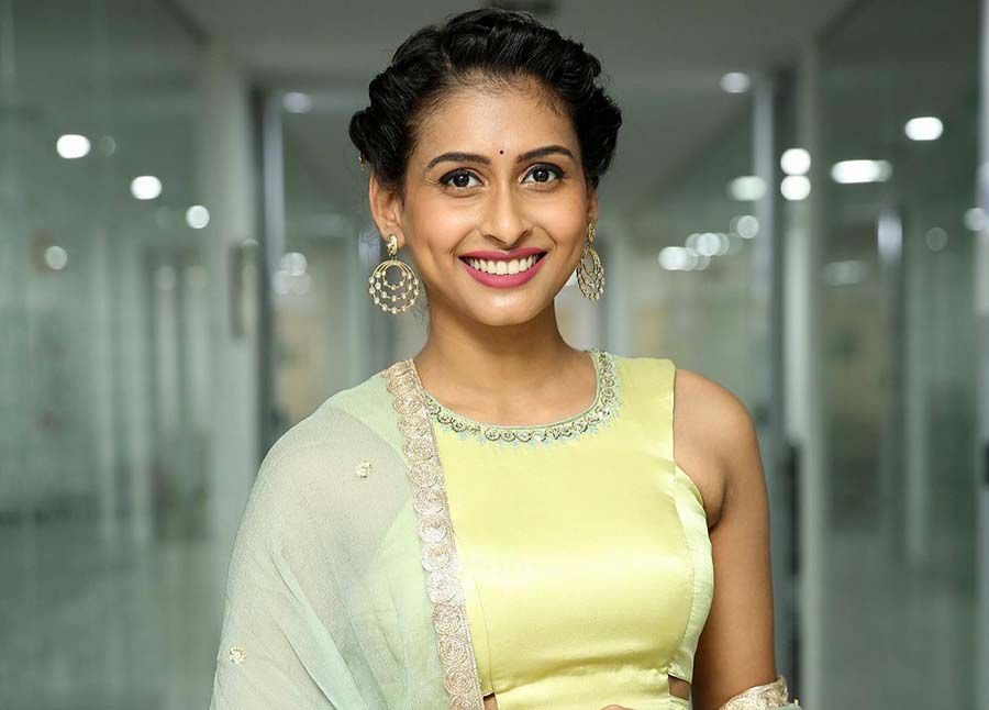 Nithya Naresh Age, Wiki, Family, Husband, Movies, Biography - BREEZEMASTI