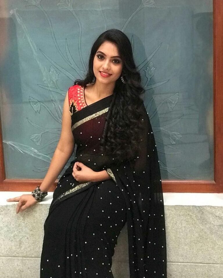 Pavithra Janani Age, Family, Serial, Husband, Movies, Biography - BREEZEMASTI