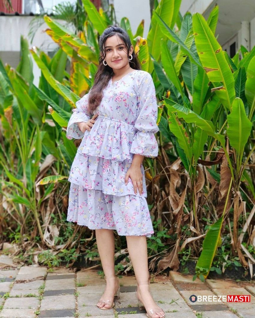 Raveena Daha Age, Wiki, Family, Movies, Serial, Biography - BREEZEMASTI