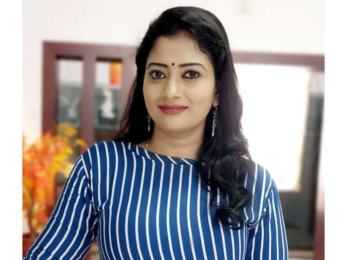 Zoya Rathore Age, Family, Wiki, Husband, Movies, Biography - BREEZEMASTI