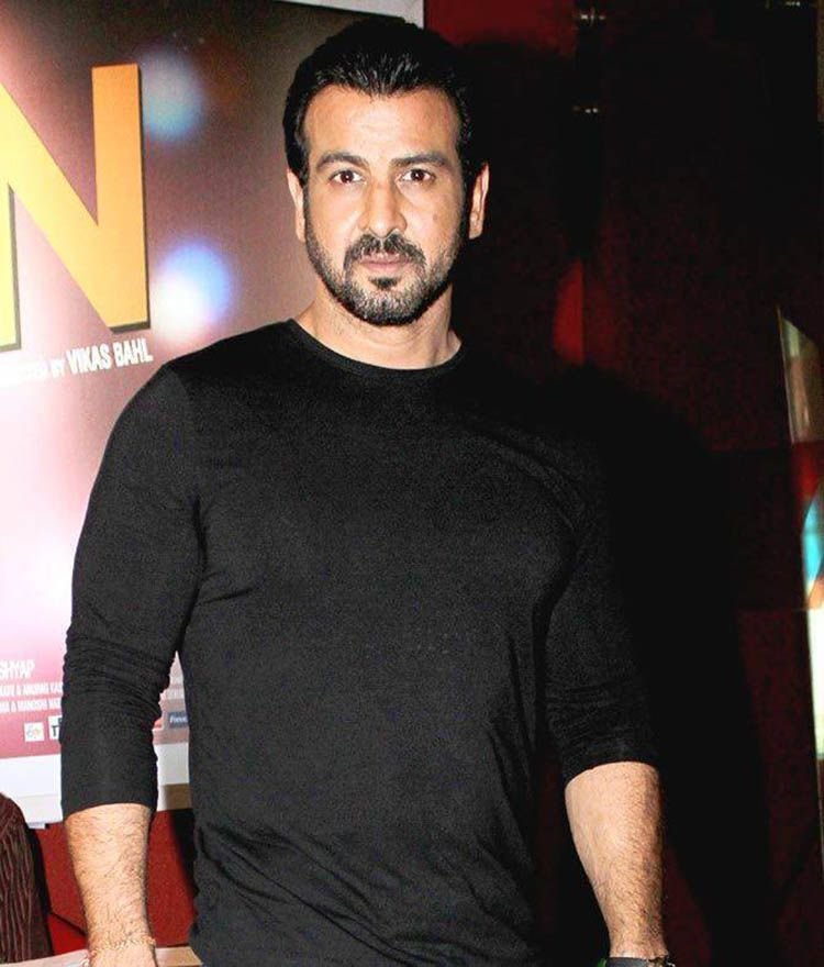 Ronit Roy Age, Wiki, Family, Wife, Net Worth, Movies, Biography ...