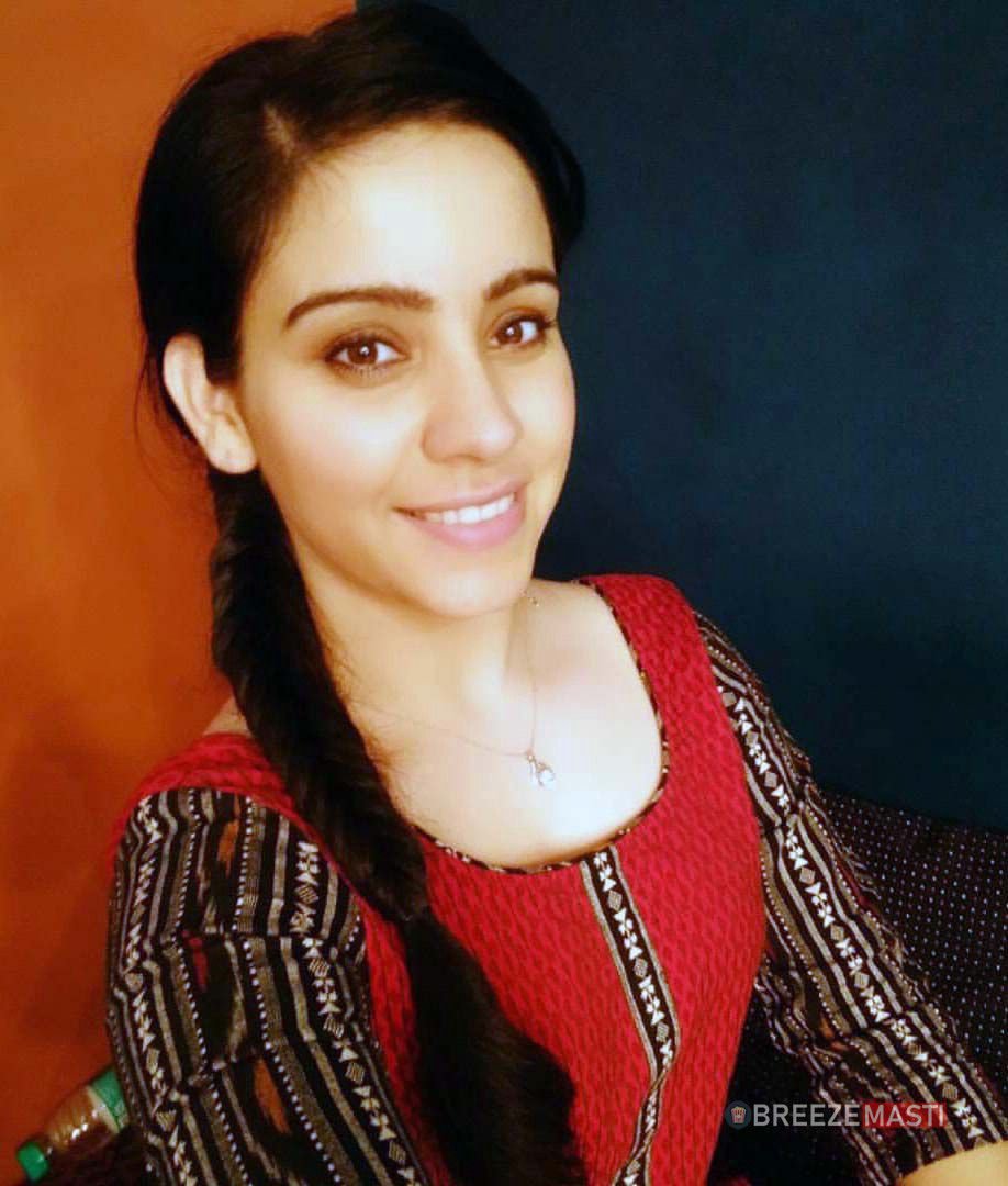 Ruby Bharaj Age, Wiki, Family, Husband, Movies, Biography - BREEZEMASTI