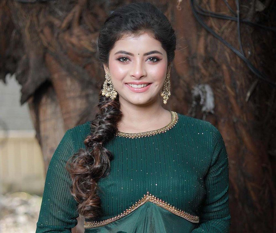 Samyuktha Viswanathan Age, Height, Husband, Movies, Biography - BREEZEMASTI