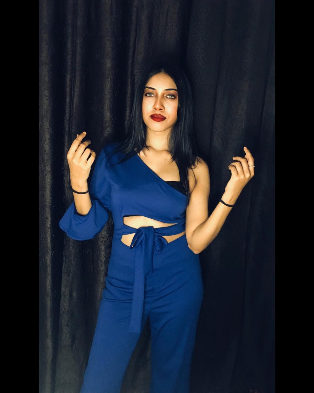 Simran Khan Web Series, Age, Family, Movies, Husband, Biography ...