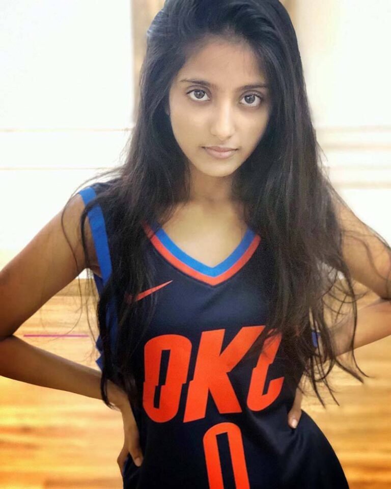 Ulka Gupta Age, Family, Husband, New Serial, Biography - BREEZEMASTI