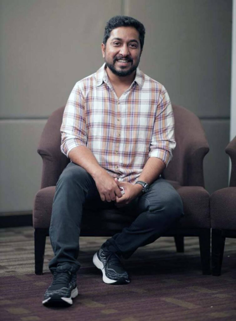 Vineeth Sreenivasan Age, Family, Wife, Movies, Biography - BREEZEMASTI